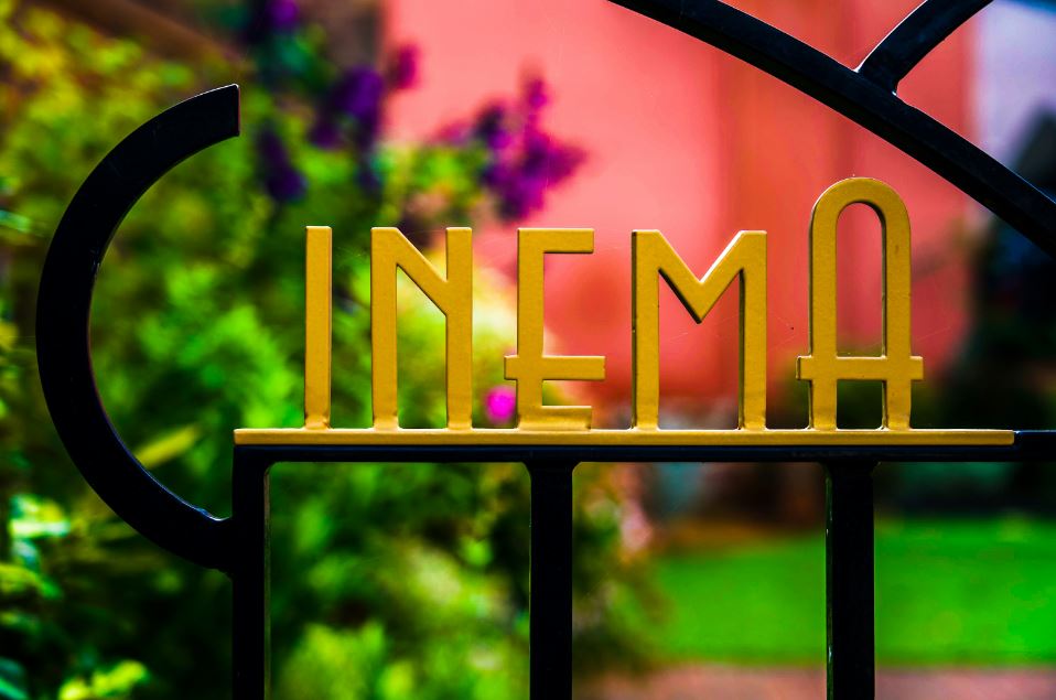 Branding Your Venue with Unique Signage Solutions - tech.cu